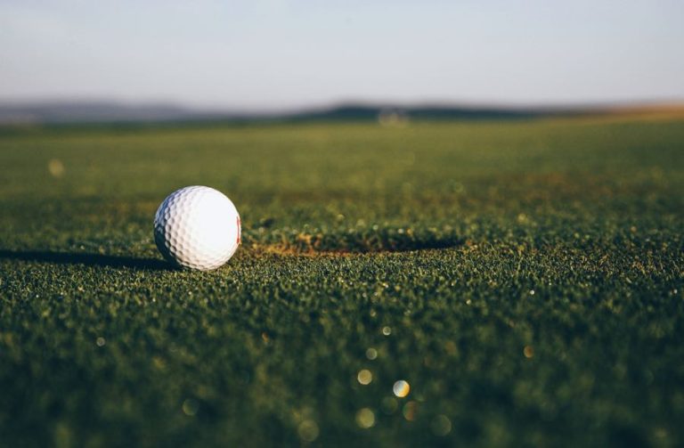 Golf desde cero: ¿de qué se trata este deporte? - Journey Sports