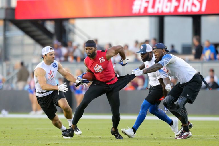 Reglas del tocho bandera: entendiendo este deporte - Journey Sports