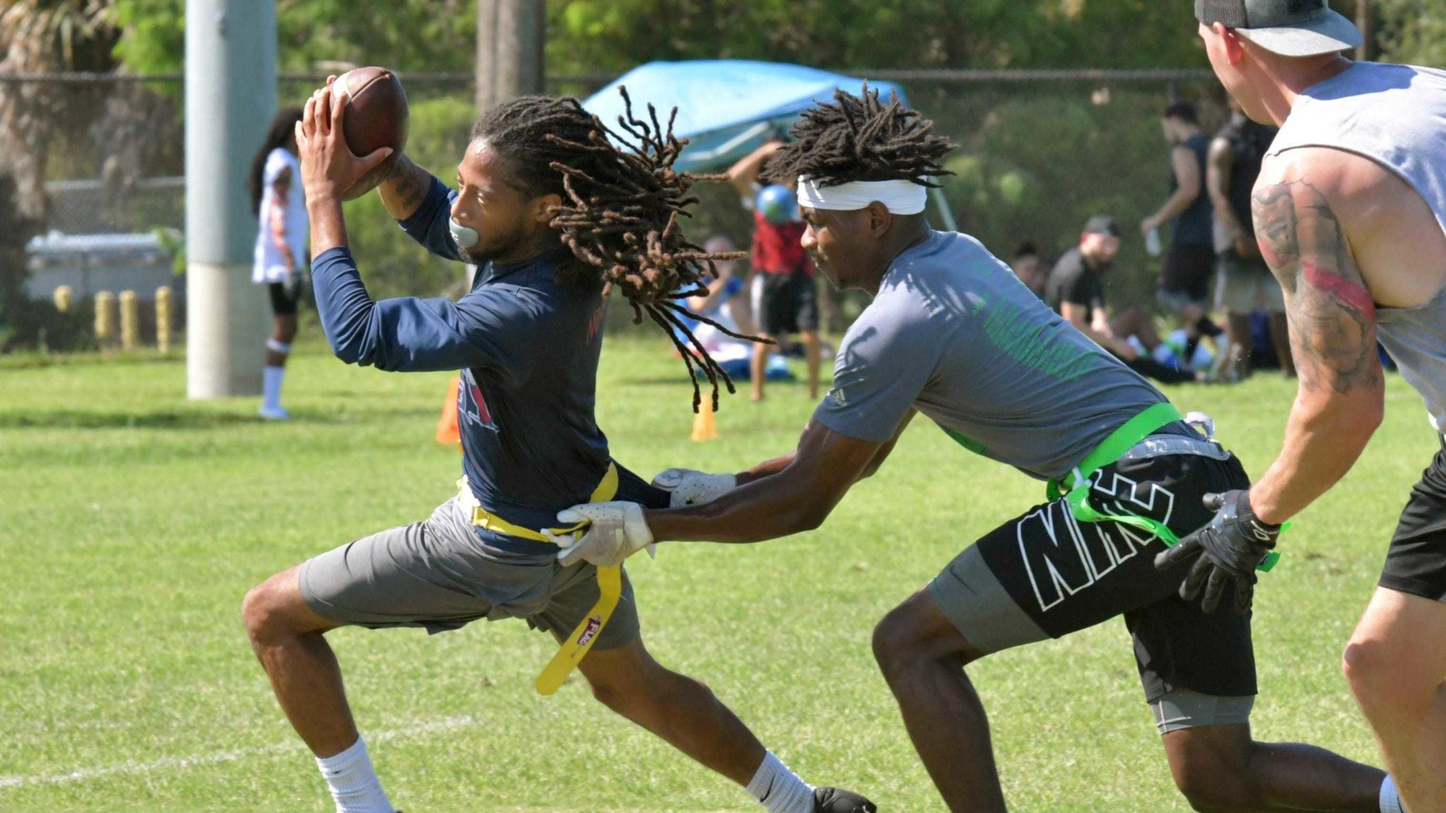 Reglas del tocho bandera: entendiendo este deporte - Journey Sports