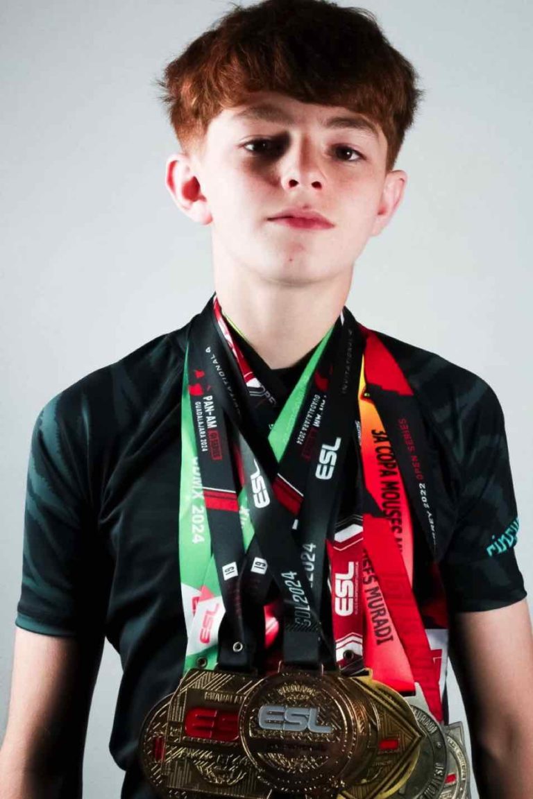 Futuro brillante: Jason "Rojo" Negrete - Journey Noticias